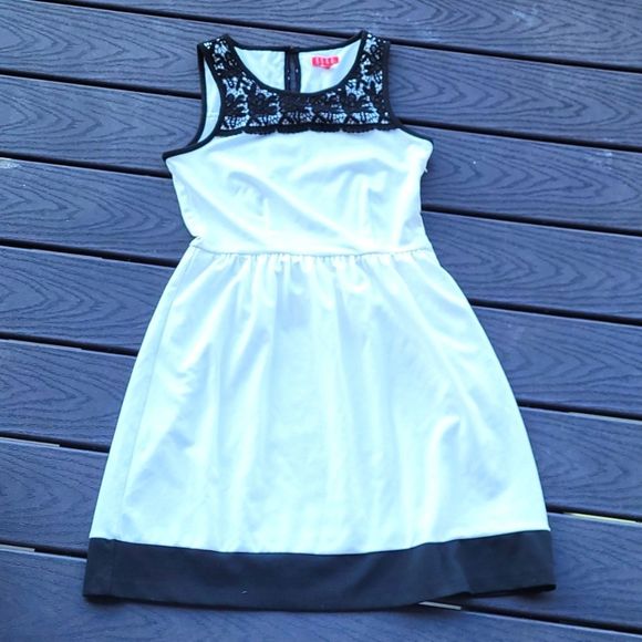 Elle | Dresses | Elle Fit Flare Dress With Lace Crochet Detail | Poshmark